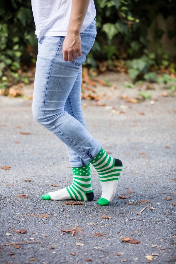 Men's Dot Line Socks - Socks n Socks