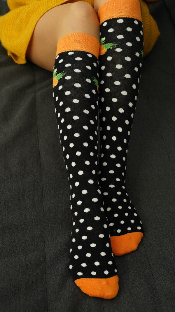 Women's Pineapple Dot Knee High Socks - Socks n Socks